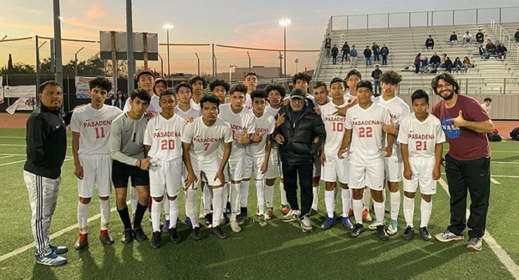 Pasadena High School Bulldogs Varsity Boys Soccer Team beats John ...